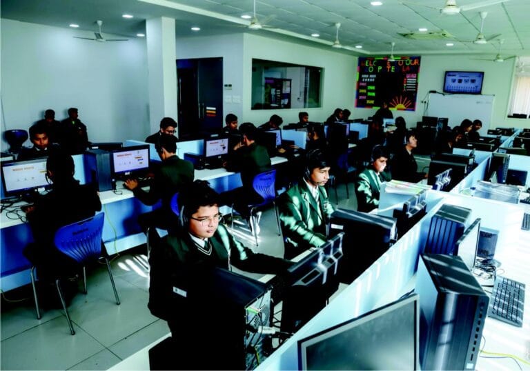 Campus - Delhi Public School